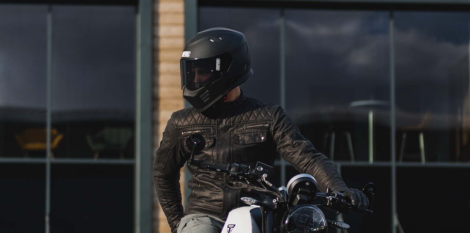 Simpson Helmets - Exclusively distributed by Oxford Products