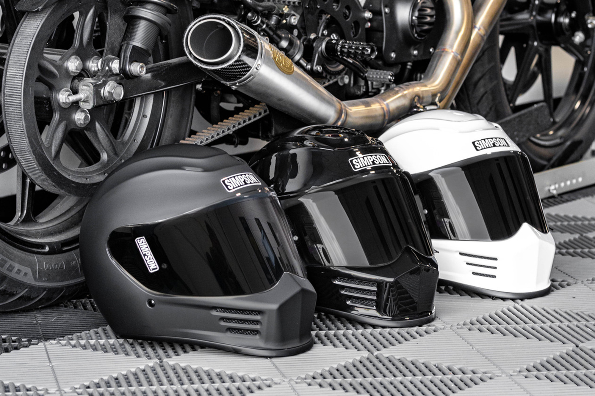 Simpson Helmets - Exclusively distributed by Oxford Products